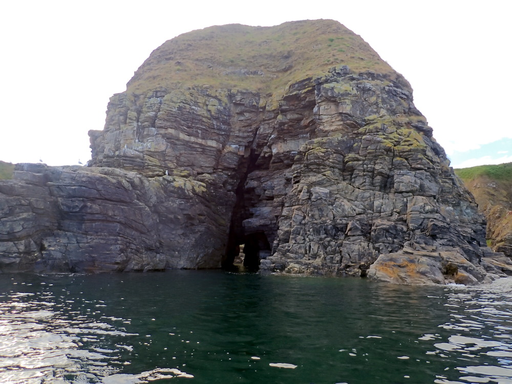 Ship Hole (SE entrance) - Scottish Cave and Mine Database Site Details