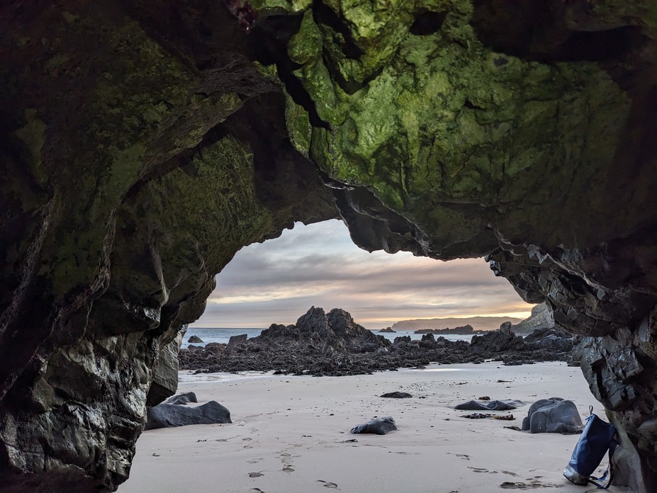 Holt Hole - Scottish Cave and Mine Database Site Details